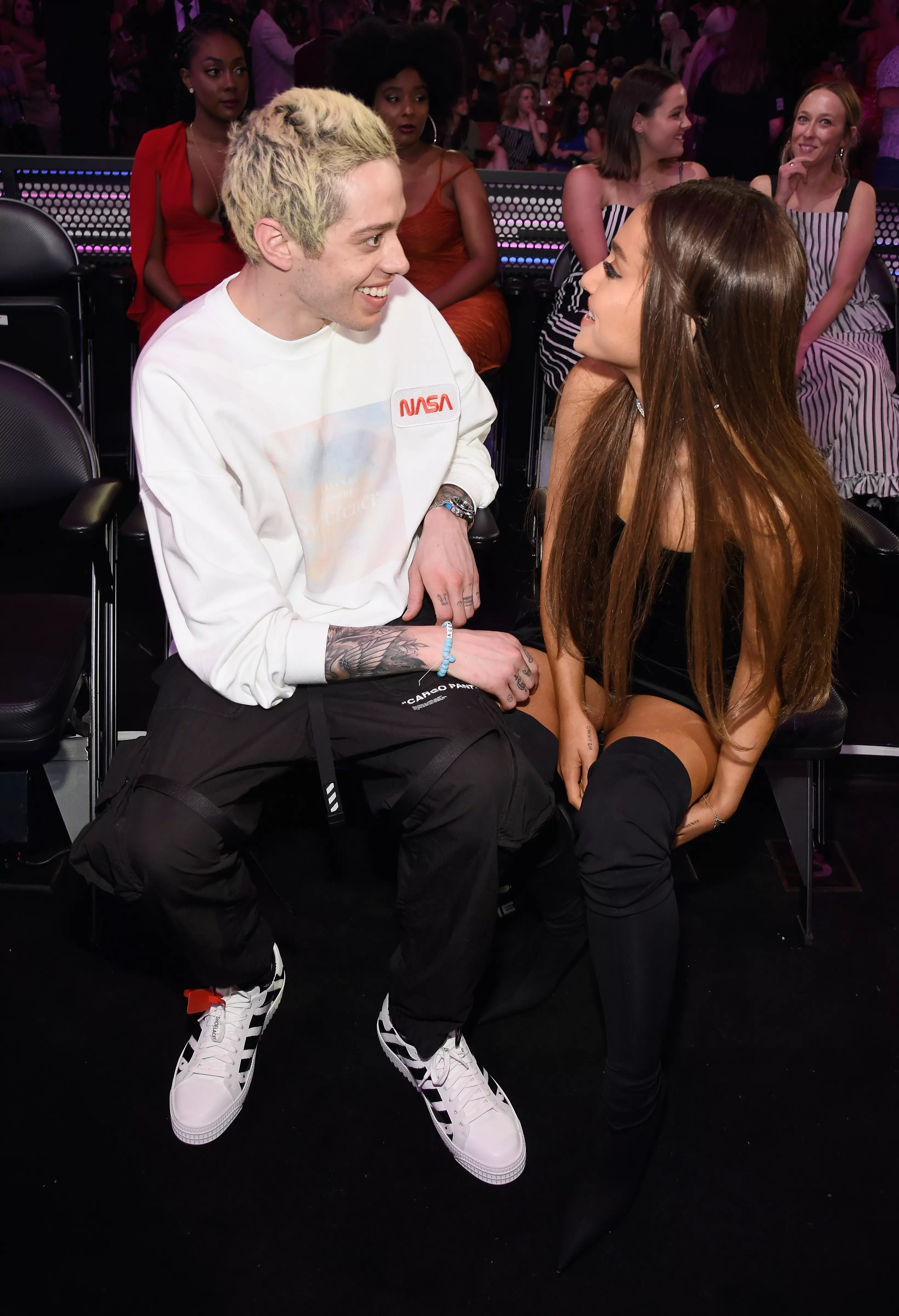 Chuir Pete Davidson Ariana Grande Amach Do 100982_1