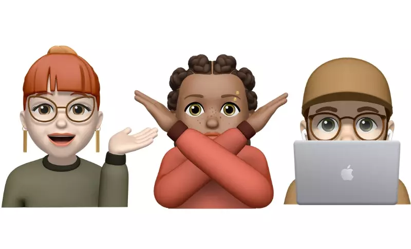 Apple ၏ iOS 13.4 အပ်ဒိတ်တွင် Memoji စတစ်ကာအသစ်များတွင် မတူညီသောလက်ဟန်ဖြင့် ရွေးချယ်စရာအနည်းငယ်ပါဝင်သည်...