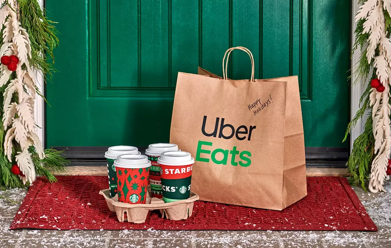 星巴克向在 Uber Eats 上訂購外賣的顧客提供 10 美元的促銷代碼。