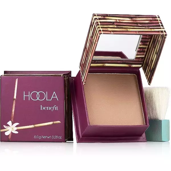 Benefit Cosmetics Hoola Күңгірт Бронзер