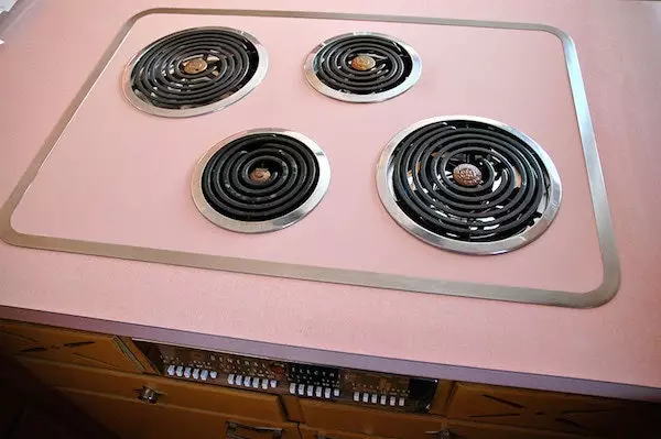 Un homme découvre une superbe cuisine rétro qui n'a pas été touchée depuis 1956 (Photos) 13315_6