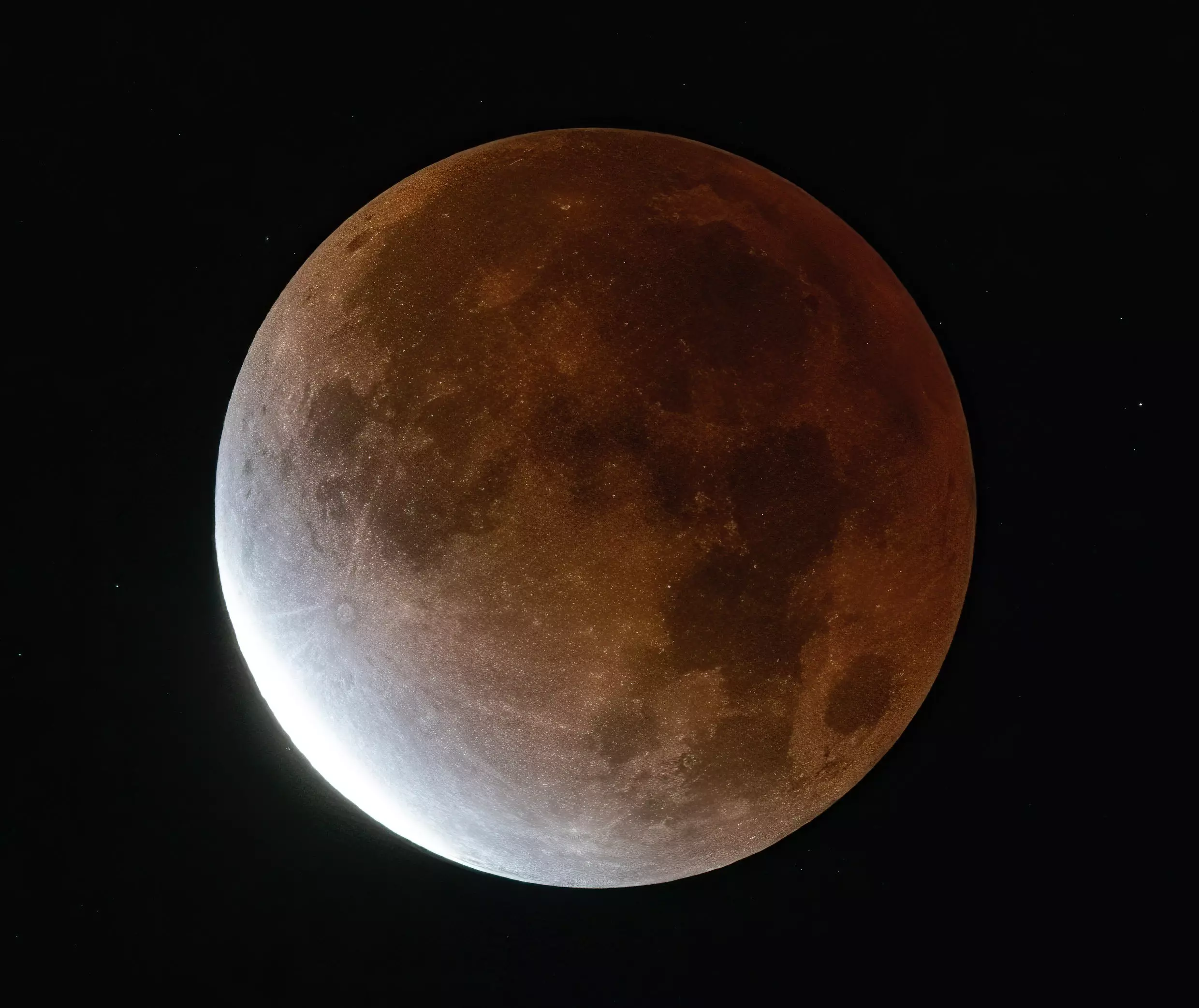 Méi 2022 Super Flower Blood Moon total samagaha bulan di Scorpio dina 15 Méi