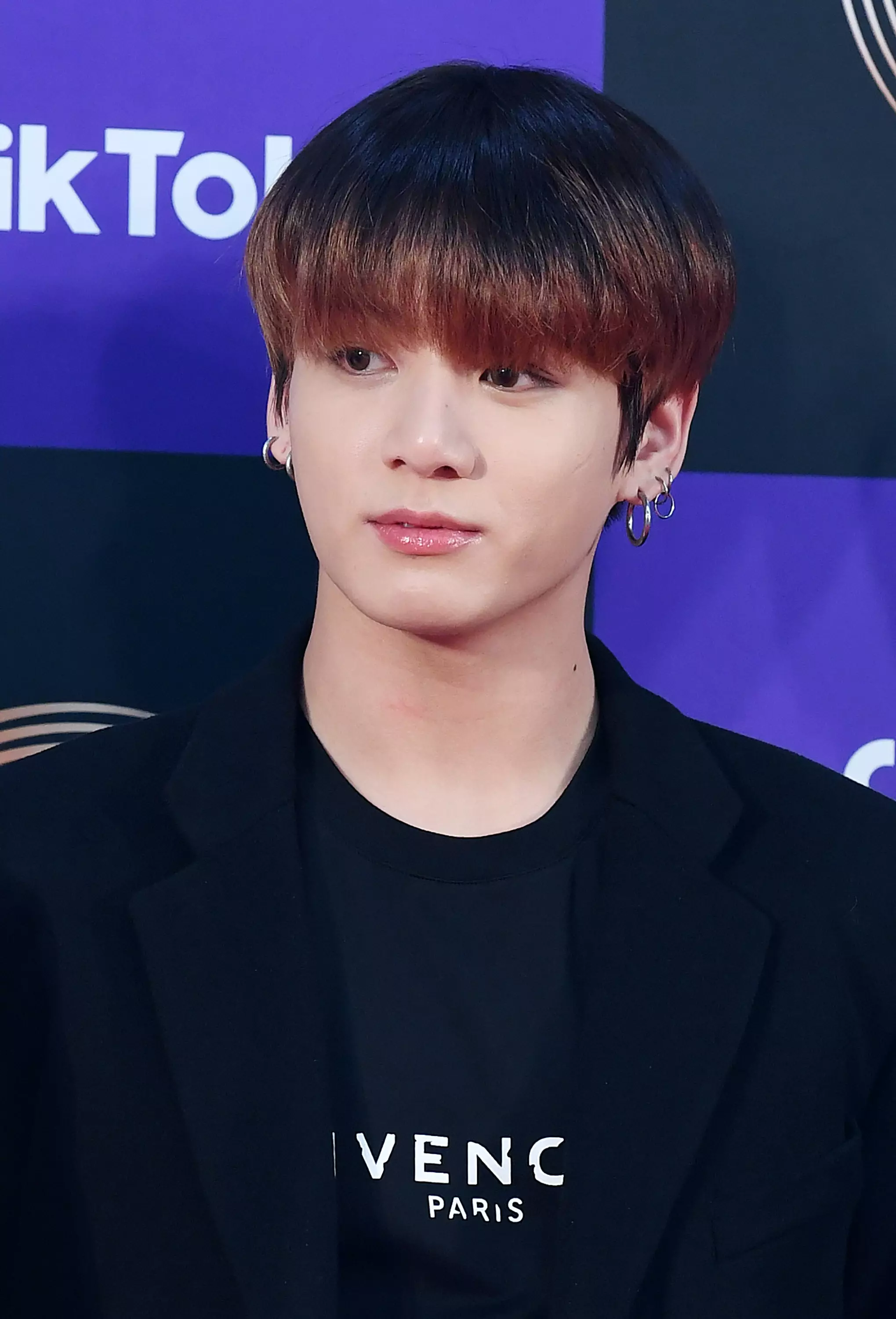 ដល់ពេលនិយាយអំពីការពិតដែល Jungkook លុបចេញហើយ។ 147632_1