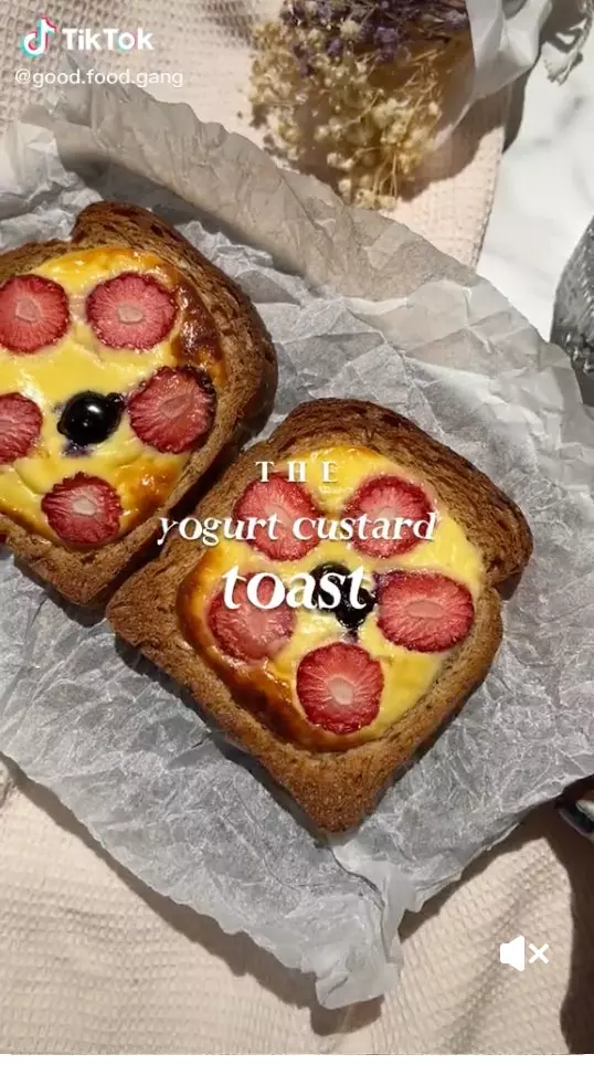 Mahimo ka makahimo og yogurt toast gamit kini nga resipe sa TikTok.