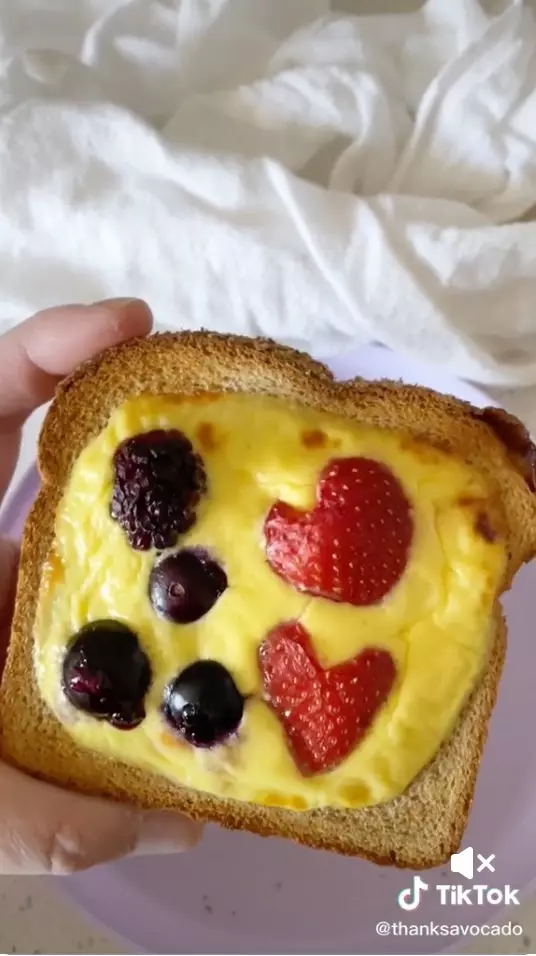 Você pode fazer torradas de creme com esta receita do TikTok.