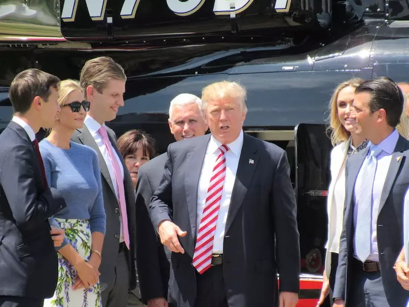 L'arribada de l'helicòpter de Trump a Cleveland va sortir directament d'una mala pel·lícula d'acció 25872_5