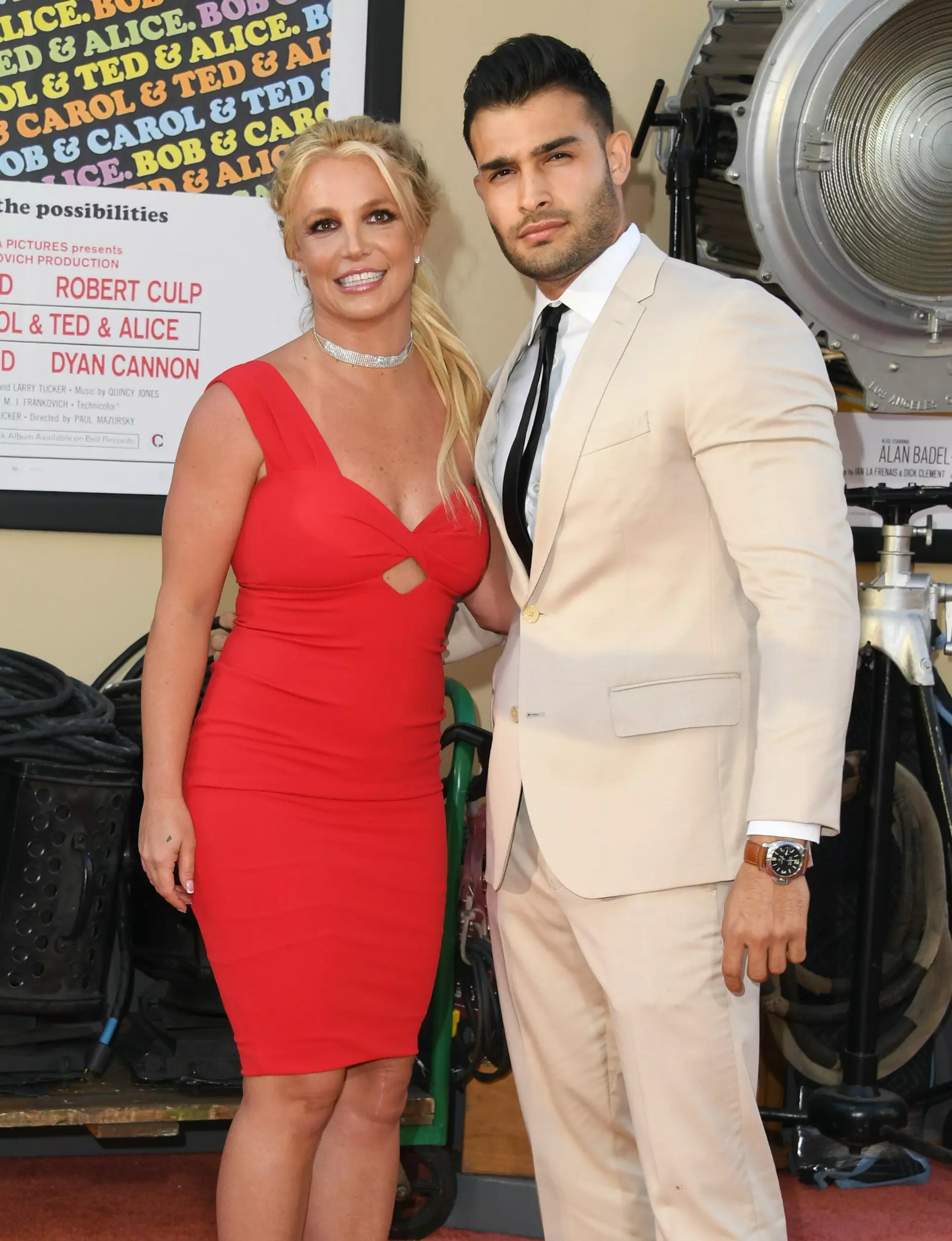 Así que Britney y Sam establecieron una fecha de boda secreta