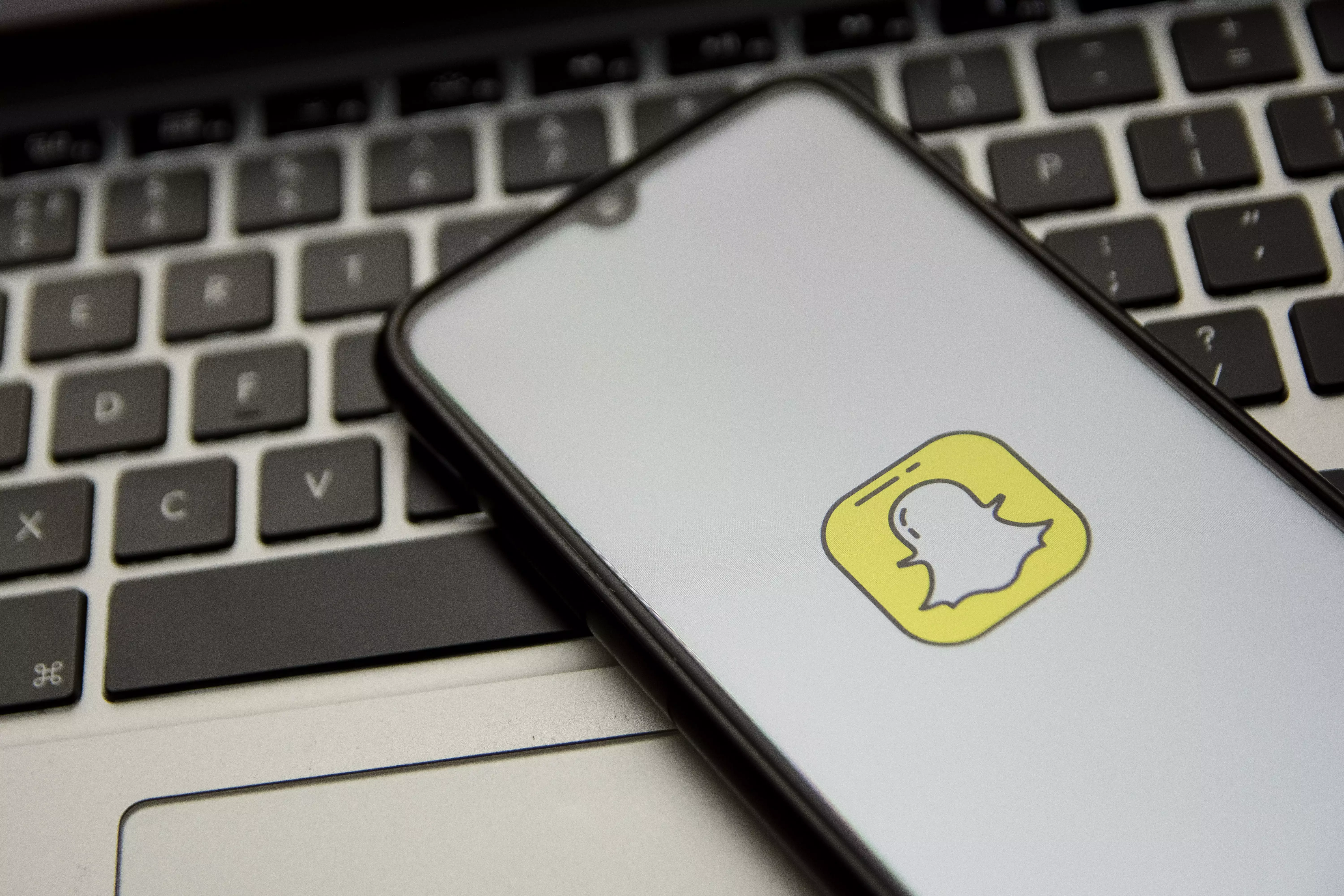 “Snapchat” näme üçin işlemeýär? Bu çalt düzedişleri synap görüň.