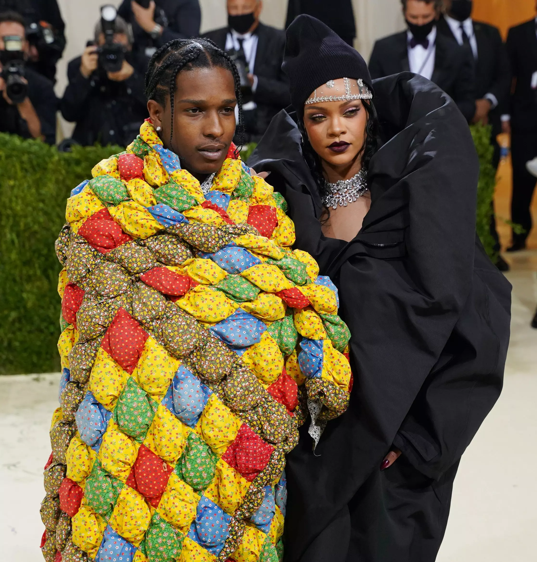 Rihanna är gravid och väntar sitt första barn med A$AP Rocky