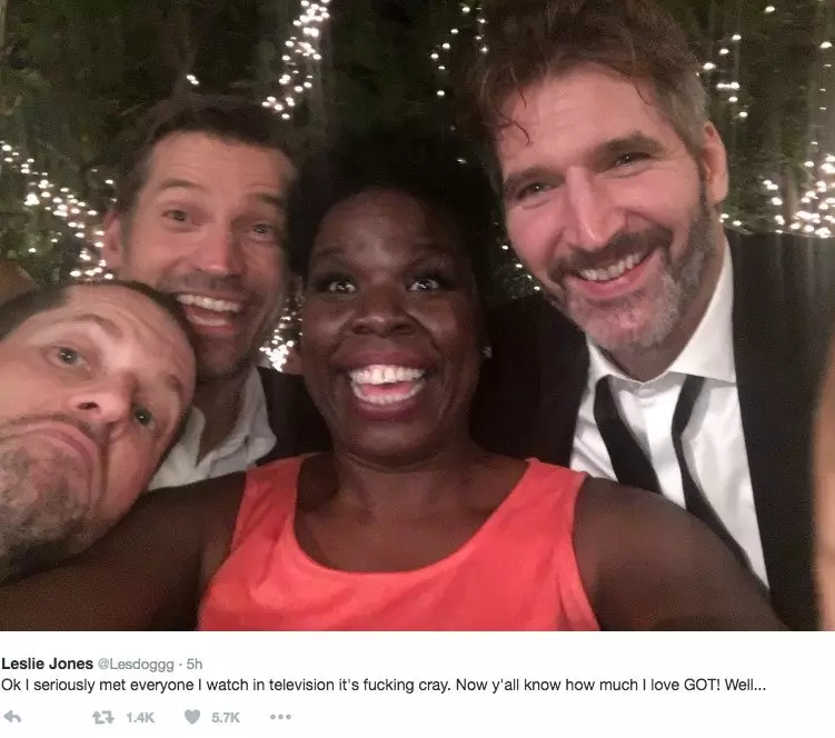 Leslie Jones Akasangana neiyo 'GOT' Cast kuEmmys uye Akararama-Tweet Zvese 28777_4