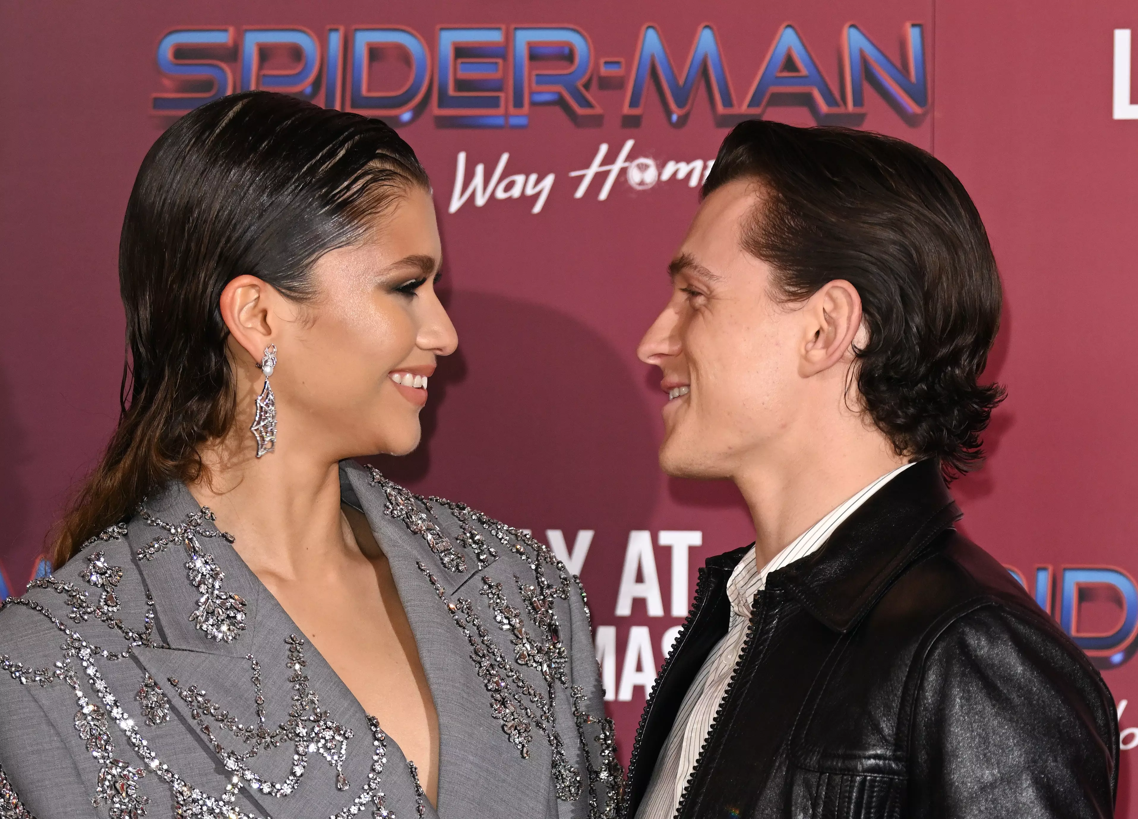 Zendaya naTom's 'Spider-Man' Photocall Mutauro weMuviri Was Flirty