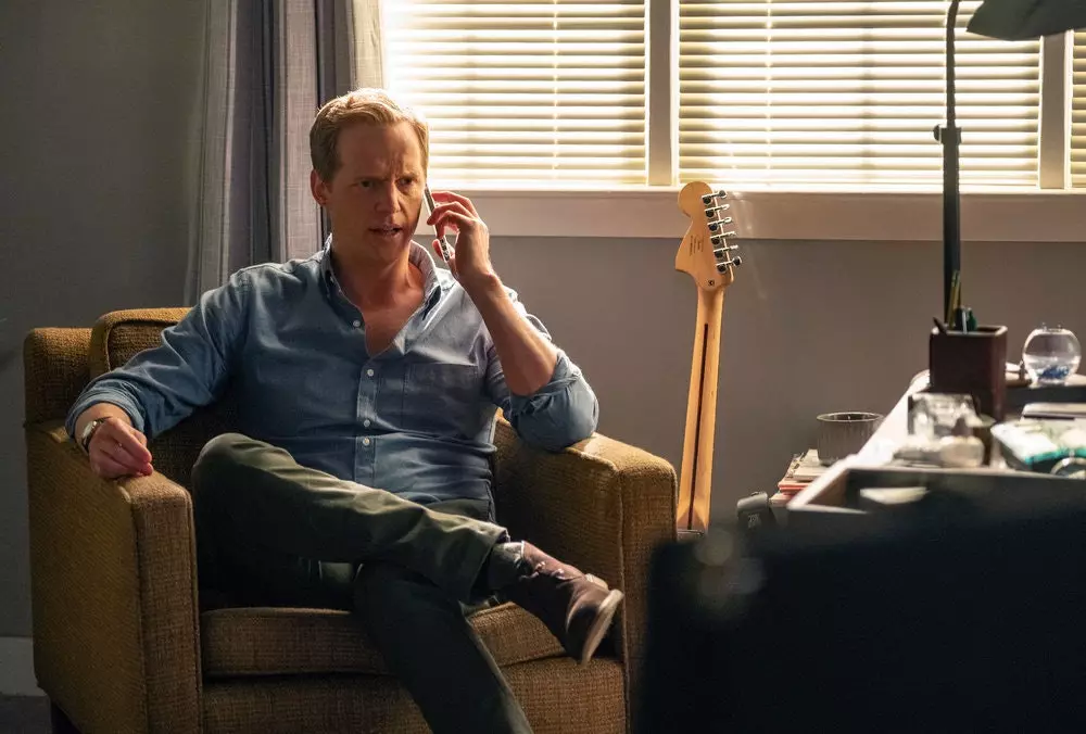 Chris Geere e pei o Phillip i le 'This Is Us'