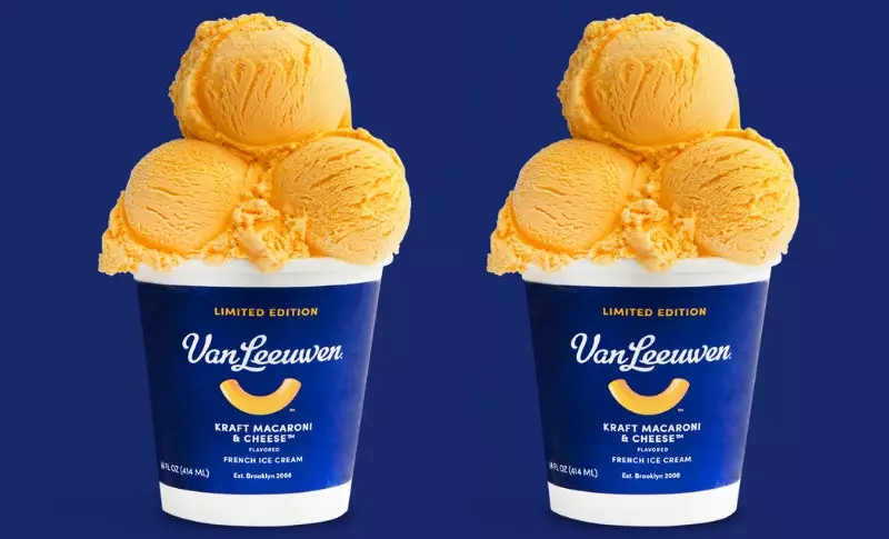 Itong Sikat na Mac & Cheese-Flavored Ice Cream ay Nai-restock na sa wakas