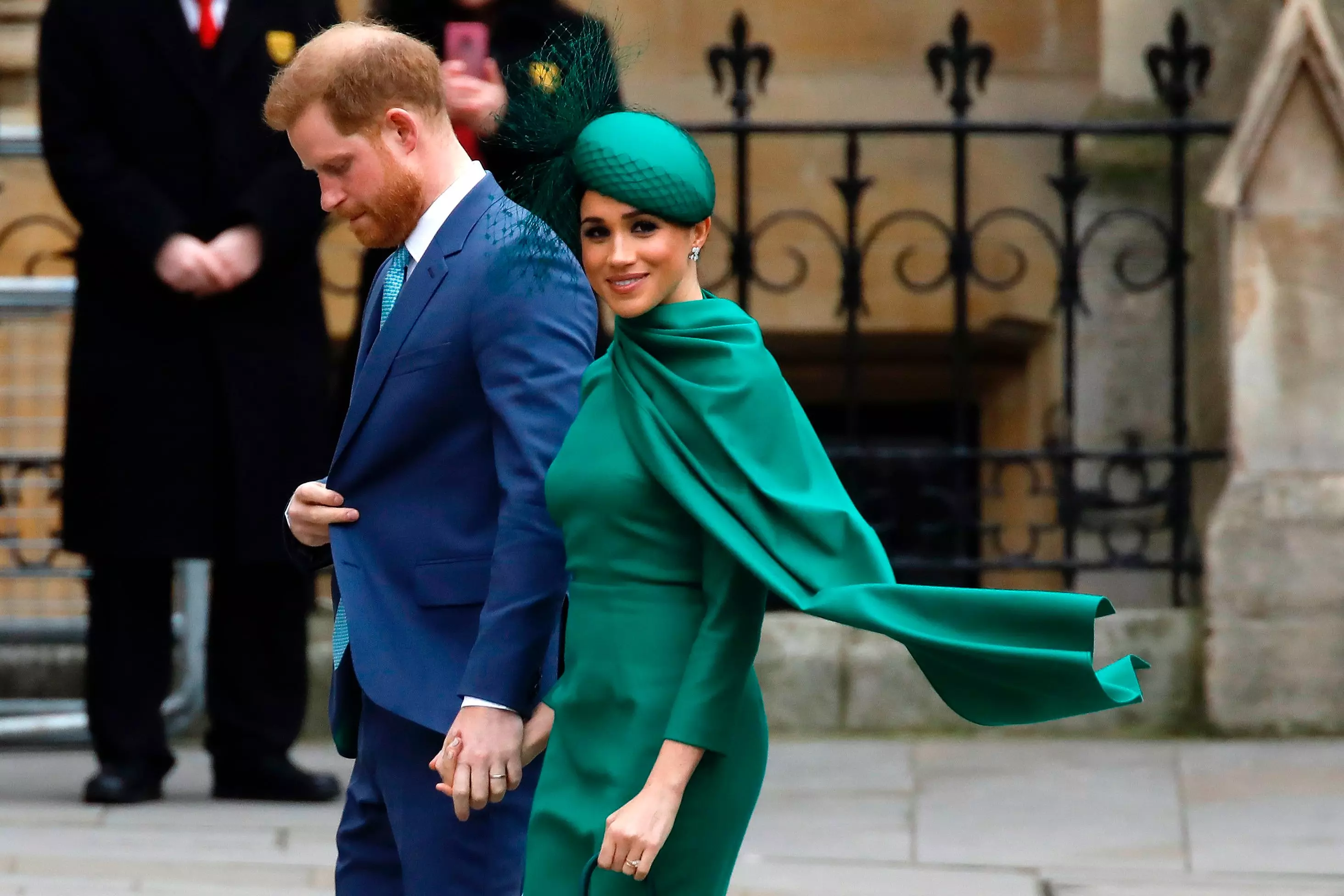 Gwnaeth Harry a Meghan Eu Hymddangosiad Brenhinol Swyddogol Diwethaf, Felly Ceisiwch Beidio â Chrio