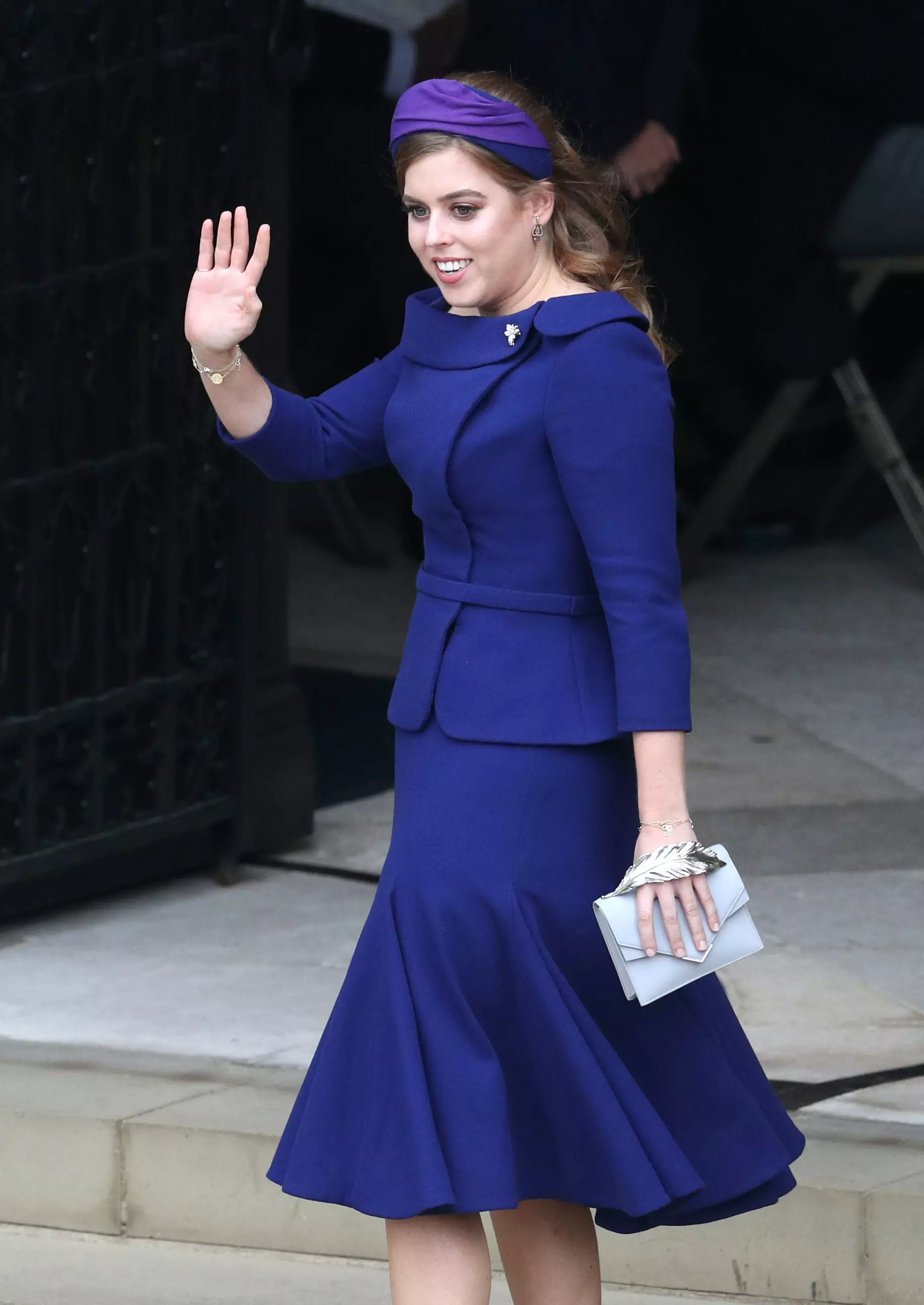 Muuqaalada ugu Fiican ee laga helo Arooska Princess Eugenie kaas oo kaa dhigi doona inaad u rabtid inaad hesho martiqaad 3080_2