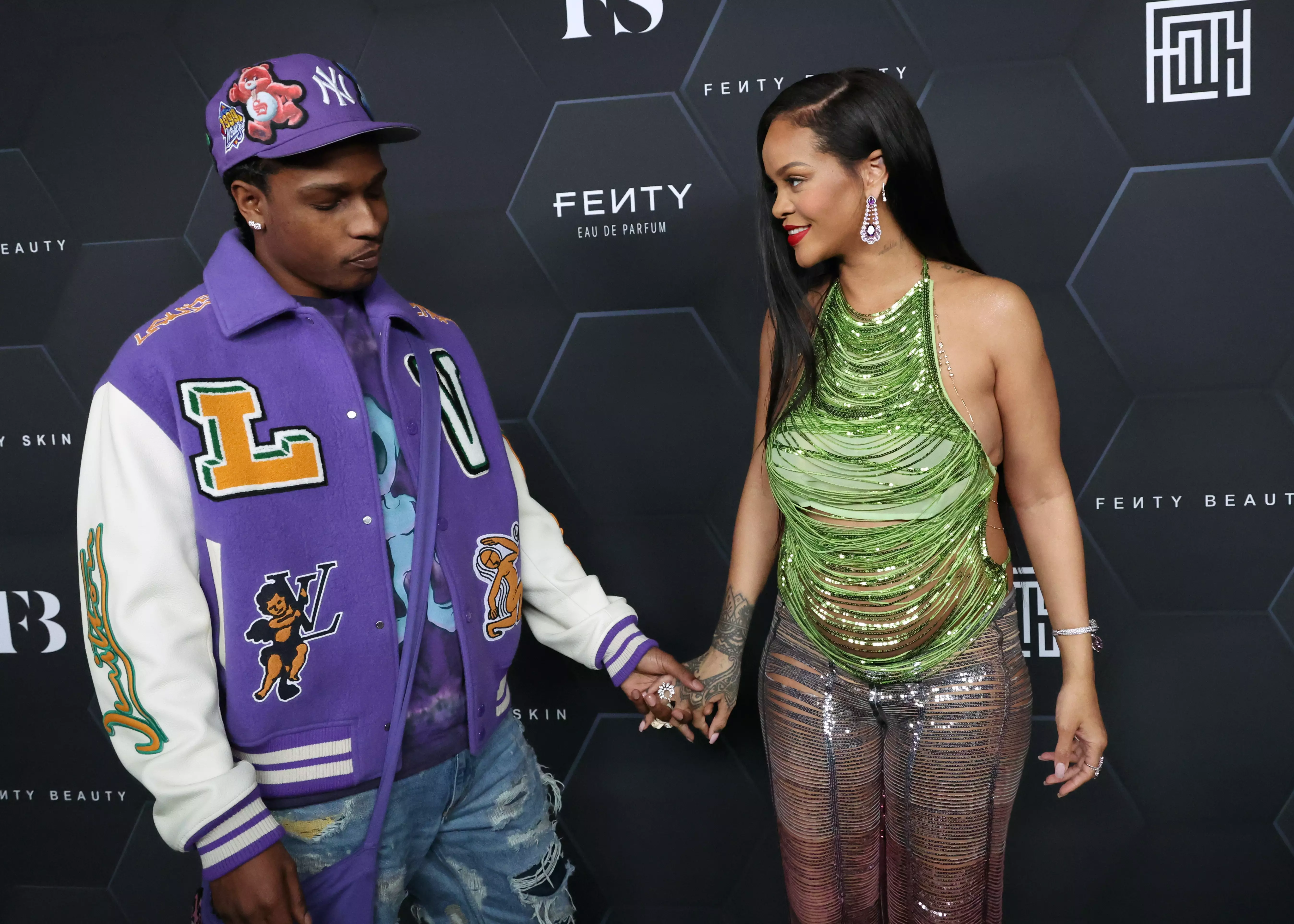 Rihanna da A$AP Harshen jikin ciki na Rocky yana da alamu da yawa game da dangantakar su.