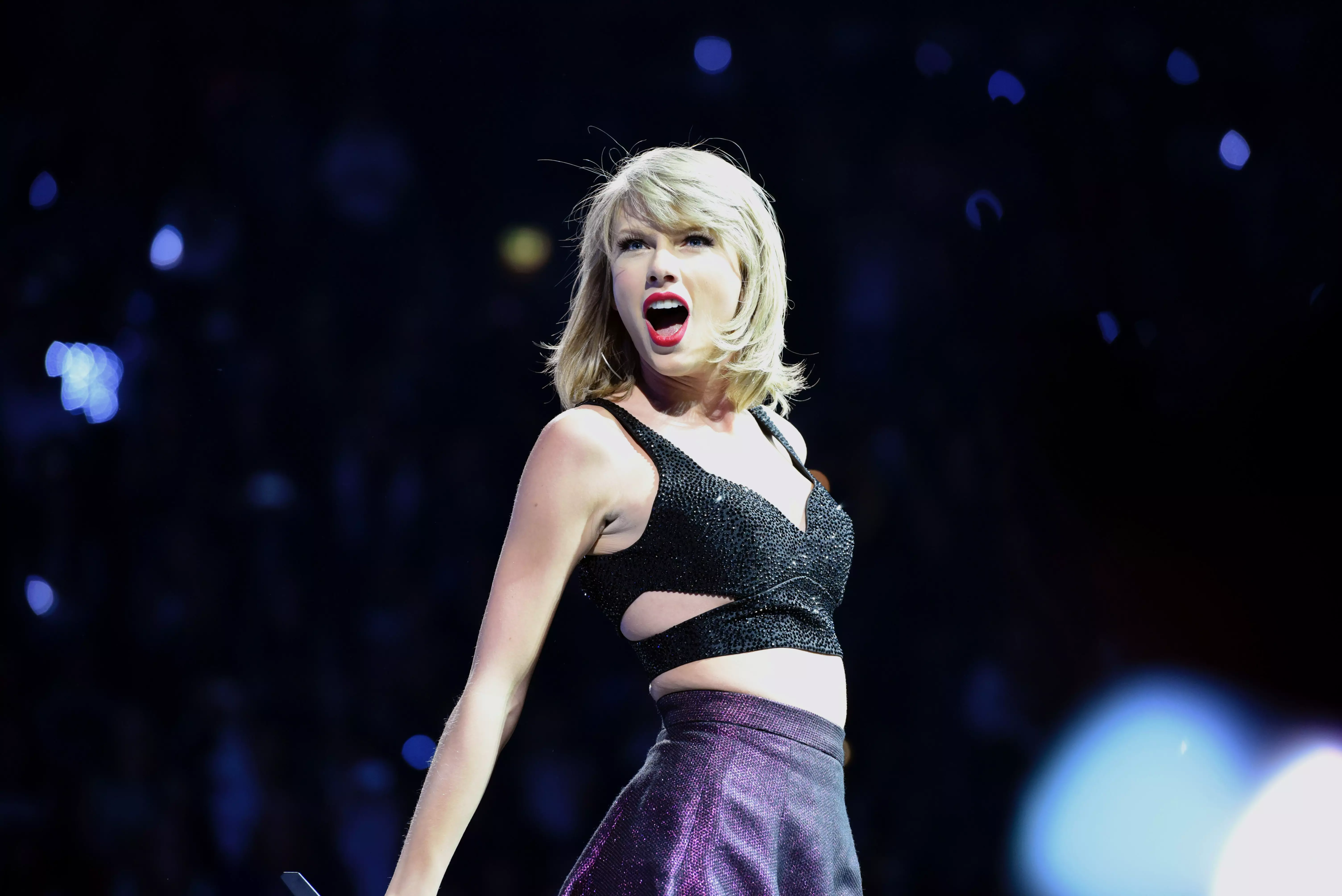 Taylor Swift nel suo tour del 1989