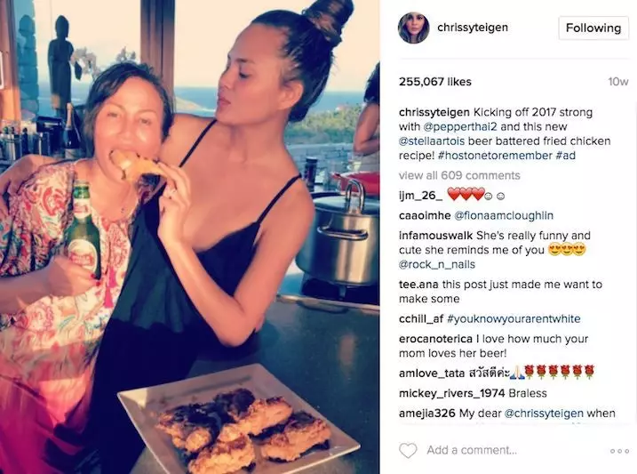 10 grunde til, at Chrissy Teigen er den eneste berømthed, der faktisk betyder noget 32592_2