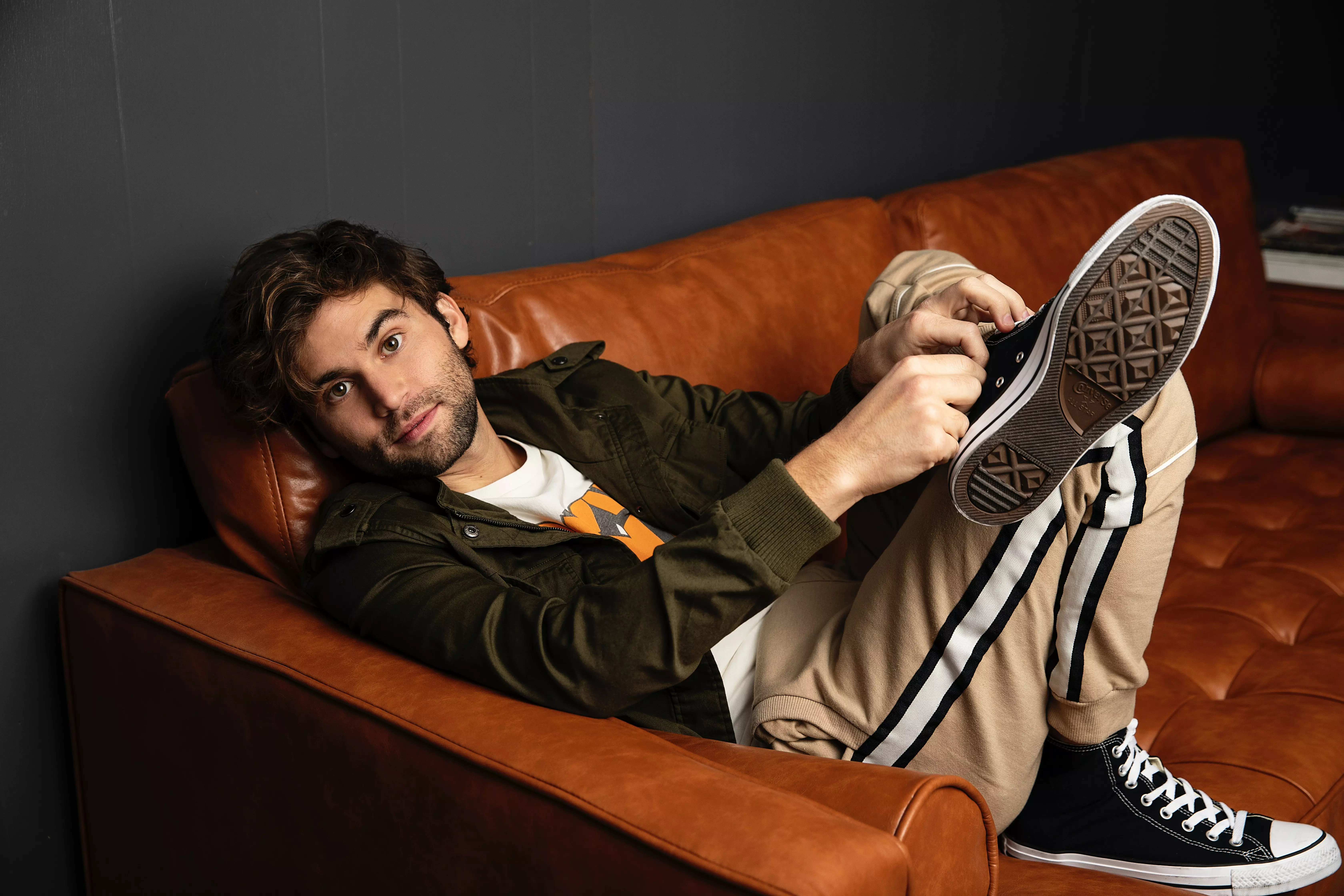 'Il-Kwotazzjonijiet ta' Jake Borelli ta' Grey's Anatomy dwar il-Ħruġ huma Tassew Ispiranti - ESKLUSSIV