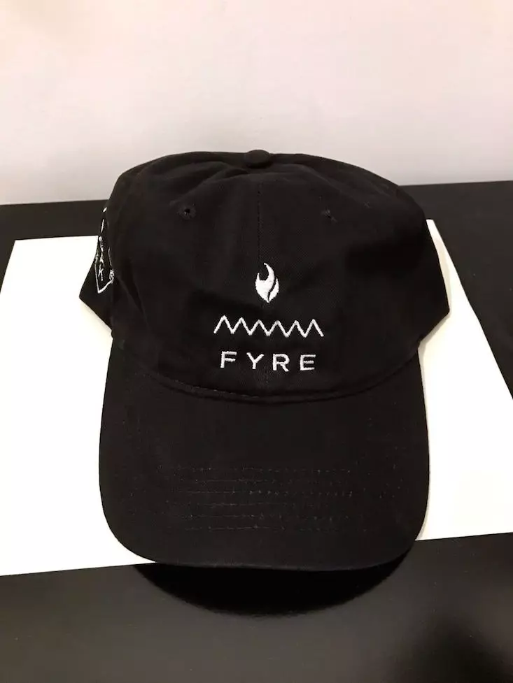 Hier kun je Fyre Festival-merchandise kopen 34051_8