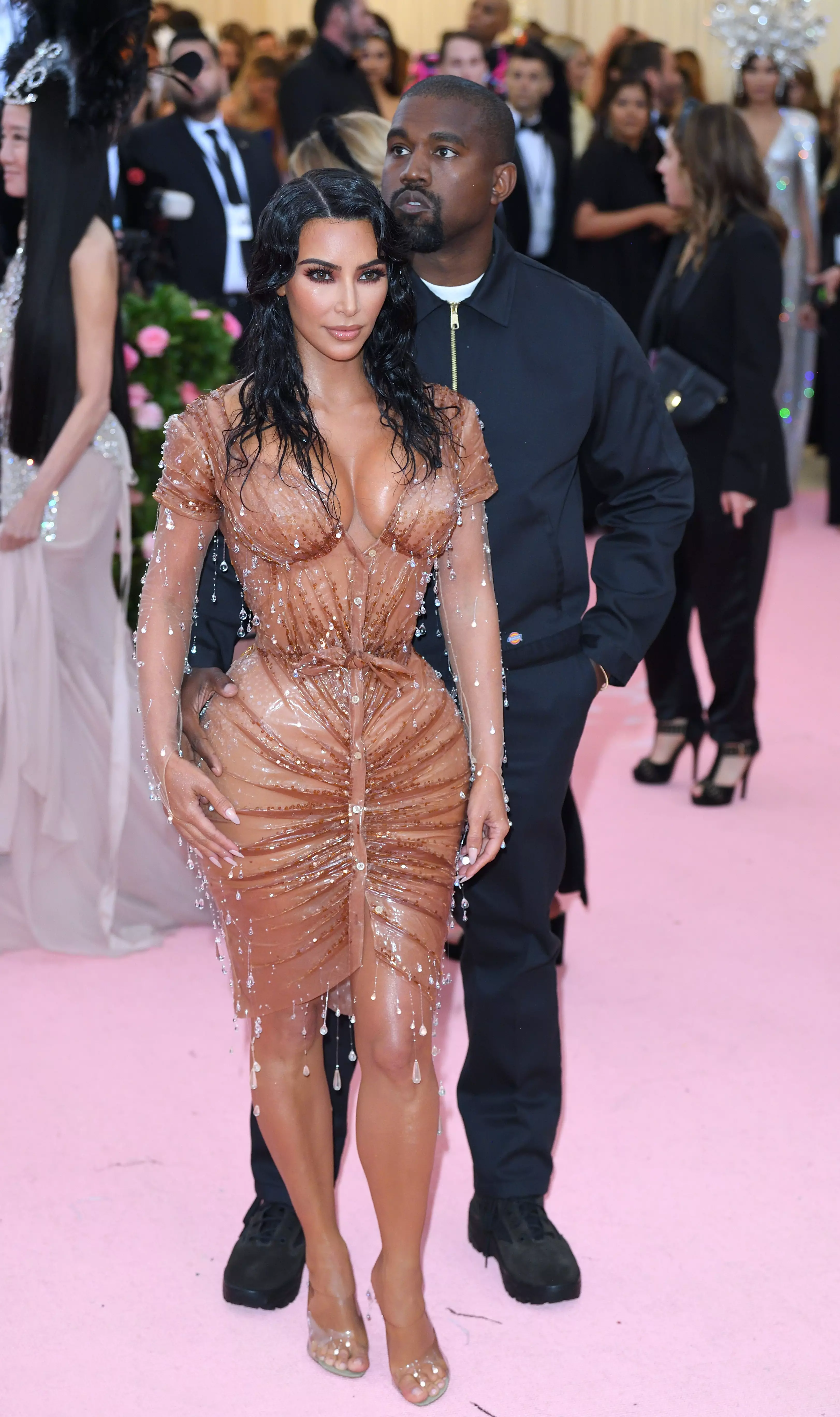 Kim K sulgeb augustis KKW Beauty'i, et taaskäivitada see A-na