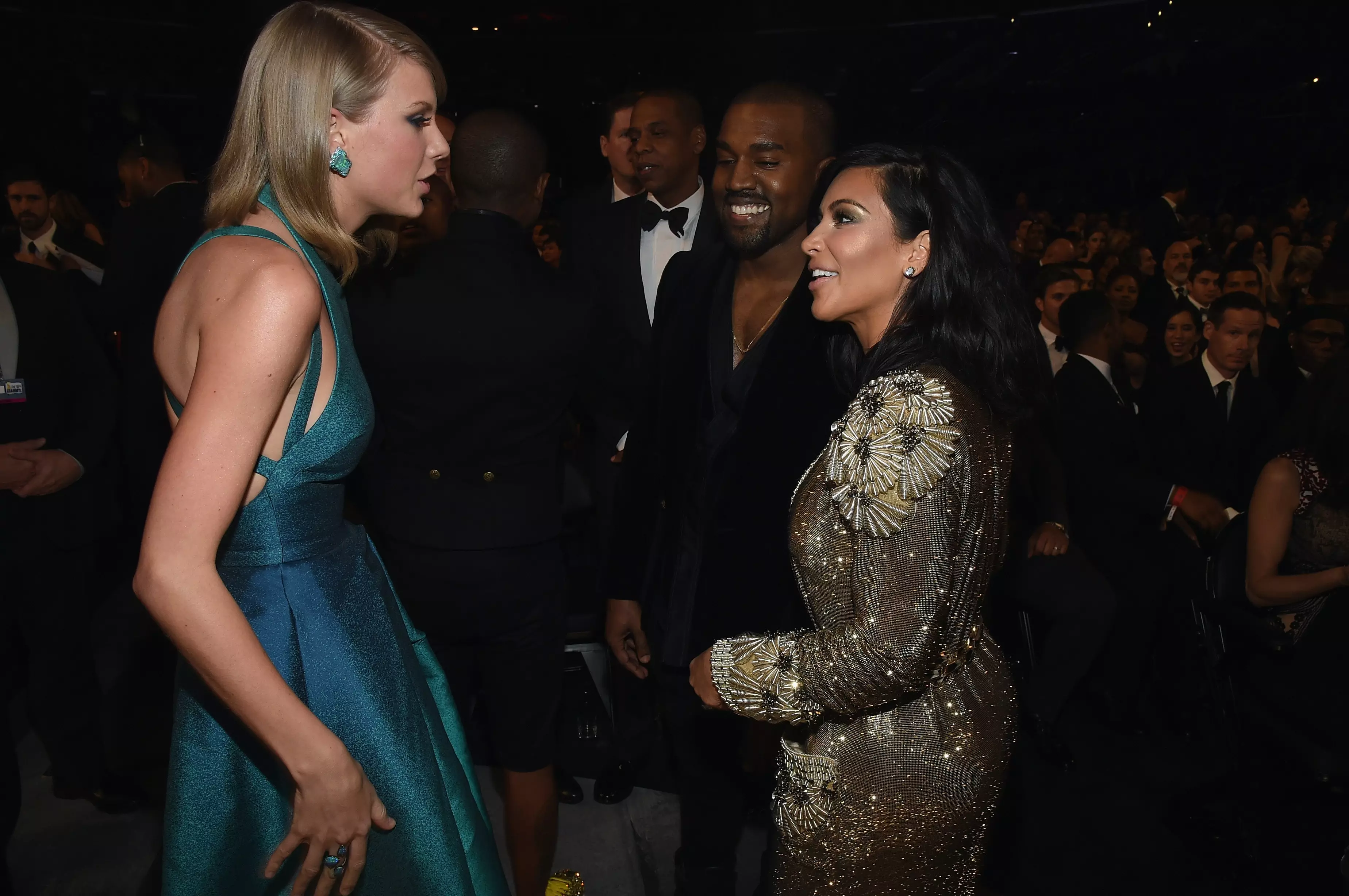 Kim K en Taylor Swift se web van wedersydse vriende maak hul vete nog meer ongemaklik 53332_1