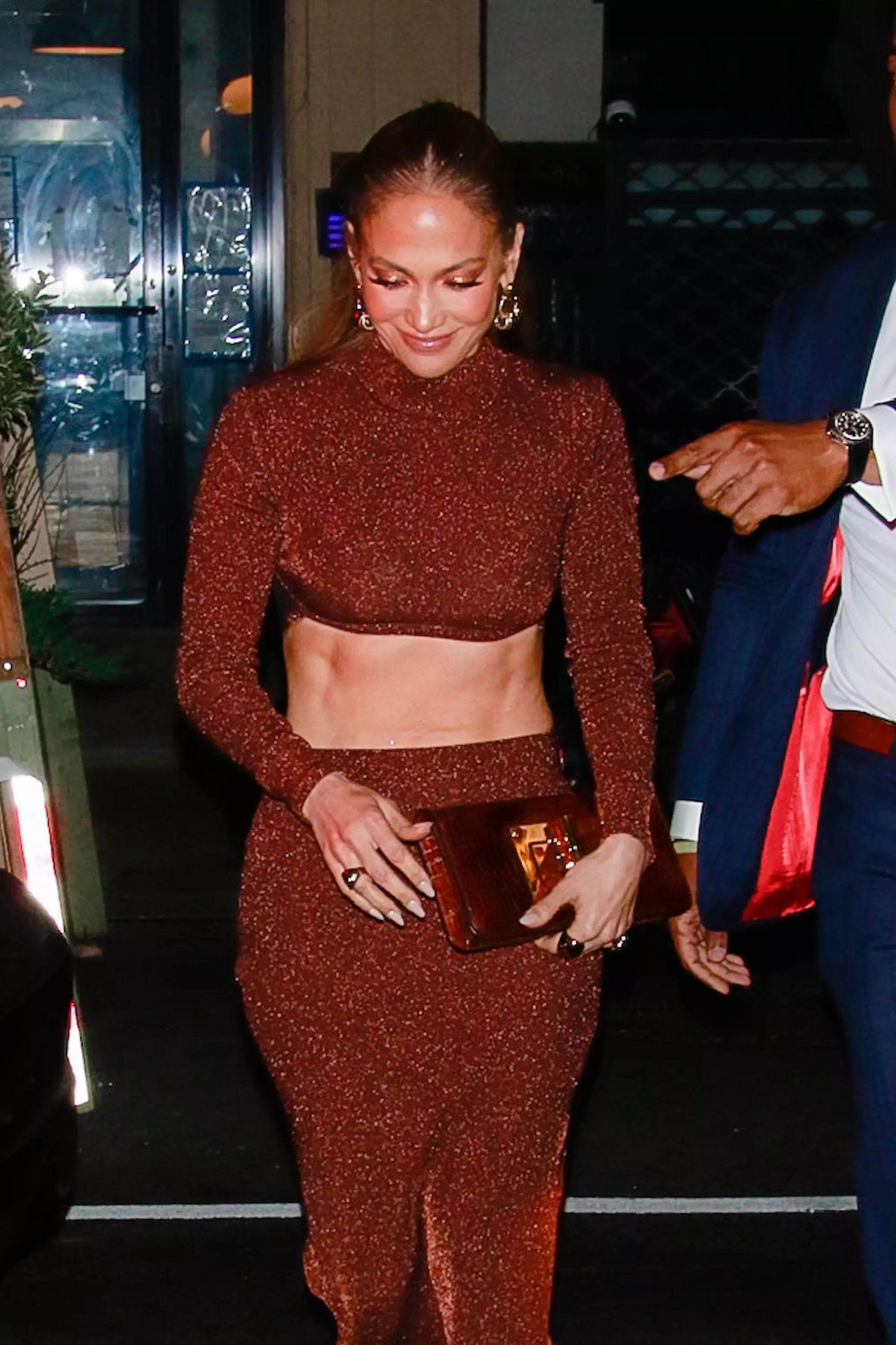 Ilu NEW YORK, NY - Oṣu Kẹjọ 09: Jennifer Lopez ni a rii ni Oṣu Kẹwa Ọjọ 09, Ọdun 2021 ni Ilu New York, New York…