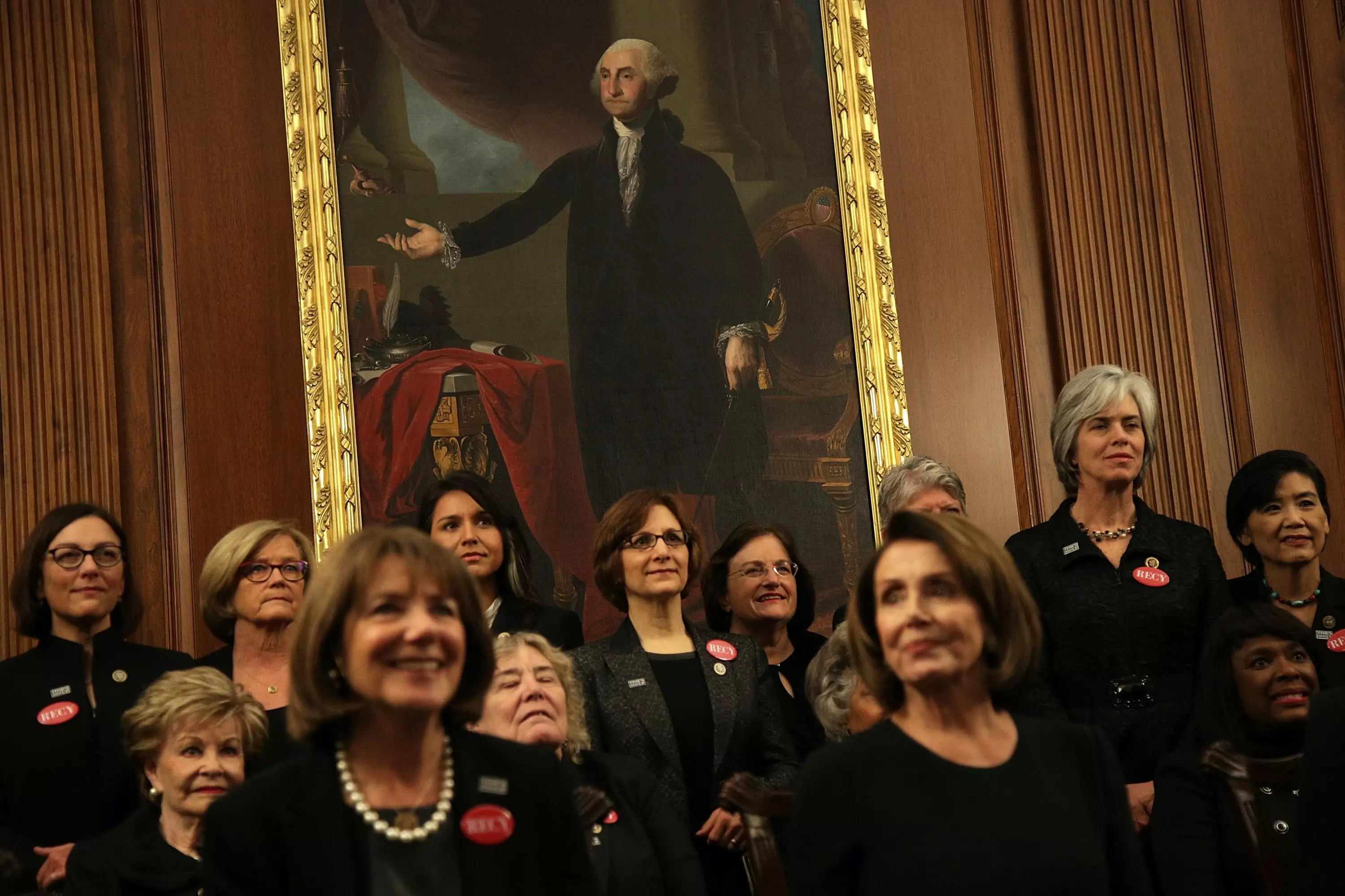 Estas fotos de mulheres que se vestiam de preto para o estado da União são tão poderosas 60092_3