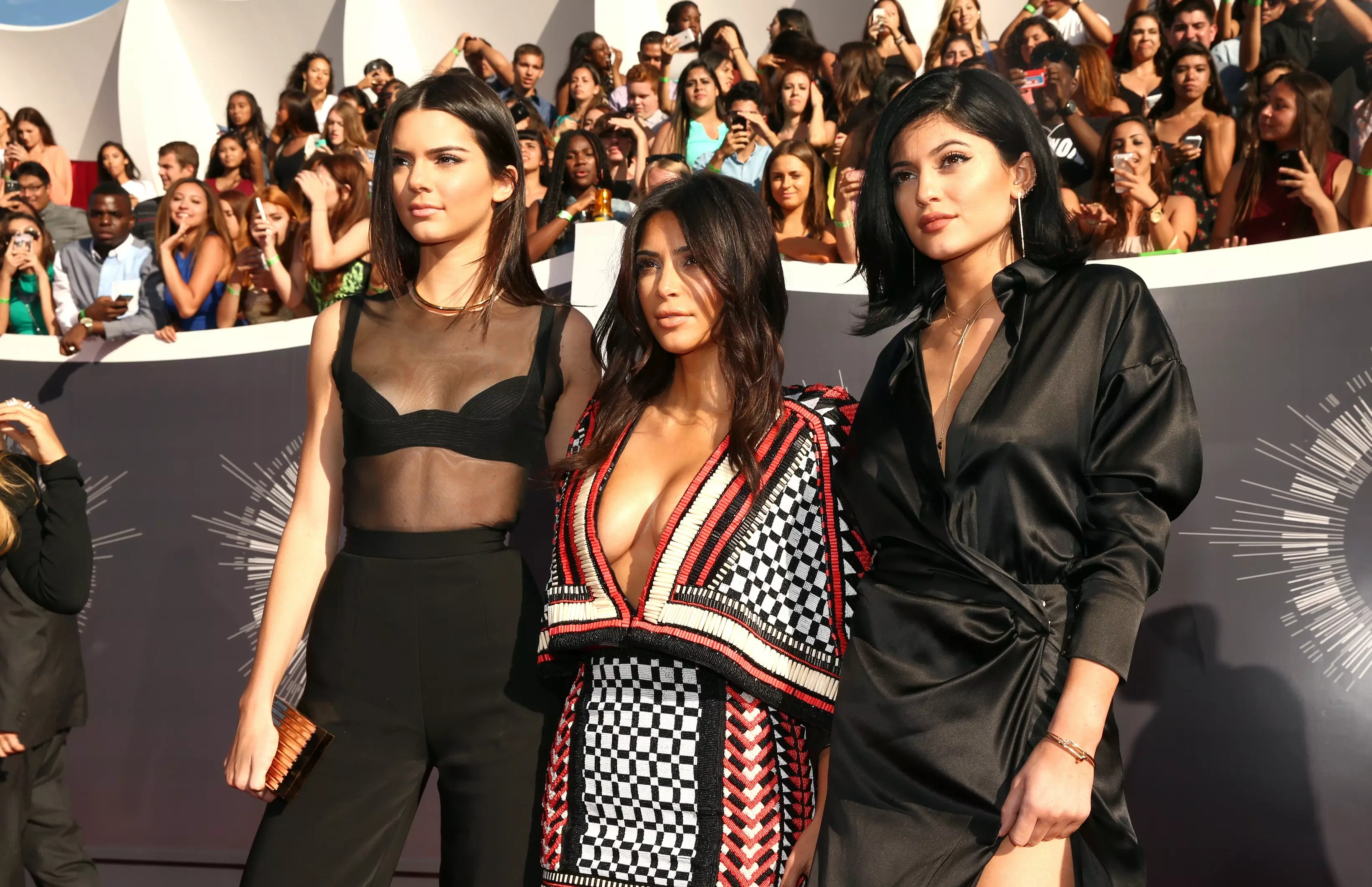 O nwere ike ịbụ na ị tụfuru Kardashian Kameos aghụghọ ndị a na 'Ocean's 8' 63036_3