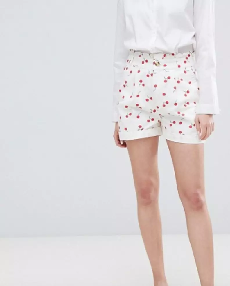 ASOS DESIGN Shorts mit Kirschmuster