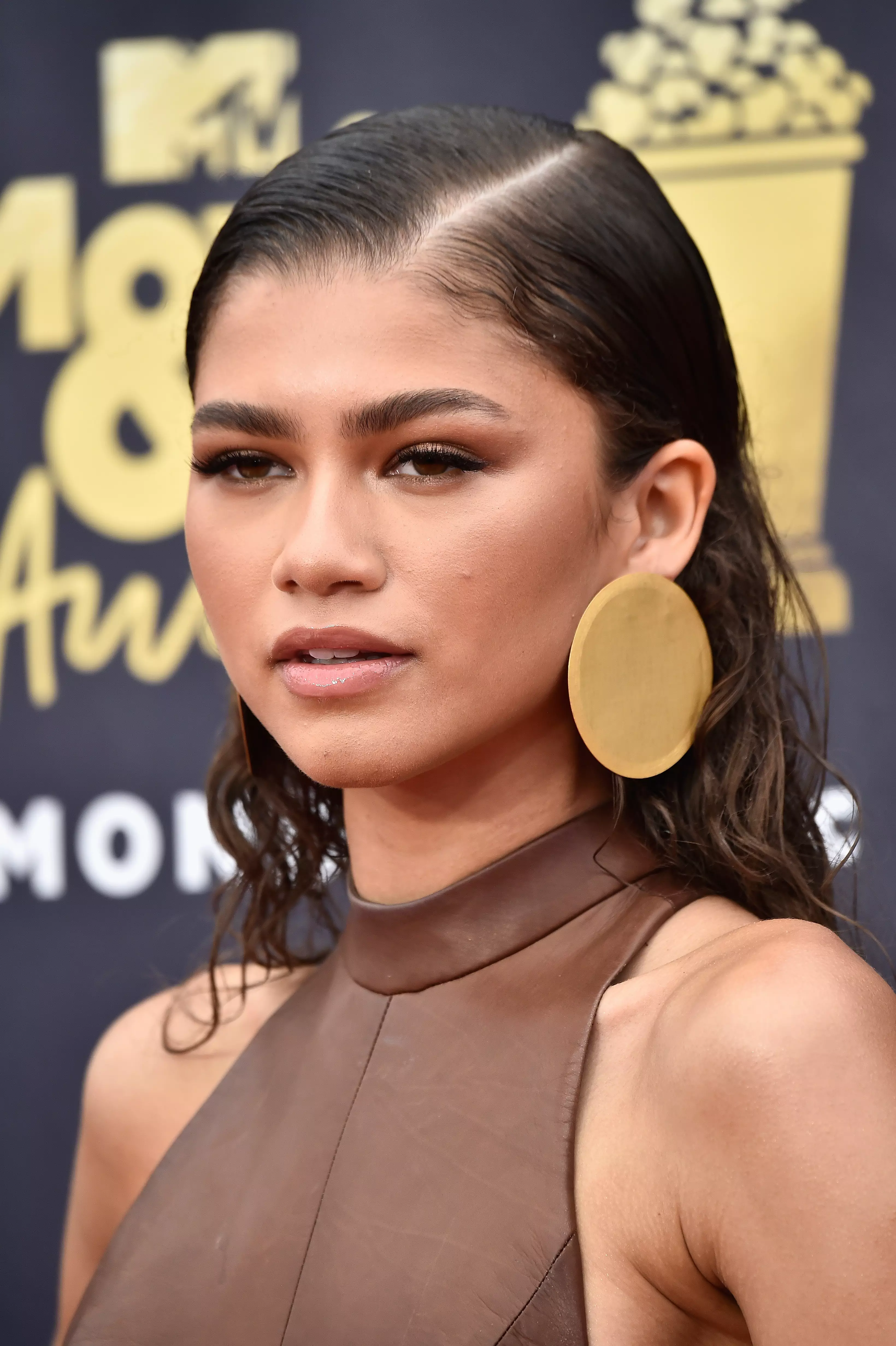 Zendaya je sprehajalna čokoladna fontana na podelitvi filmskih nagrad MTV, zato prosim podajte jagodo 65278_3