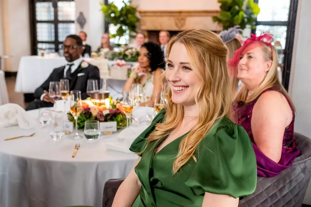 Sterling K. Brown Randallin roolissa, Susan Kelechi Watson Bethinä, Alexandra Breckinridge Sophiena