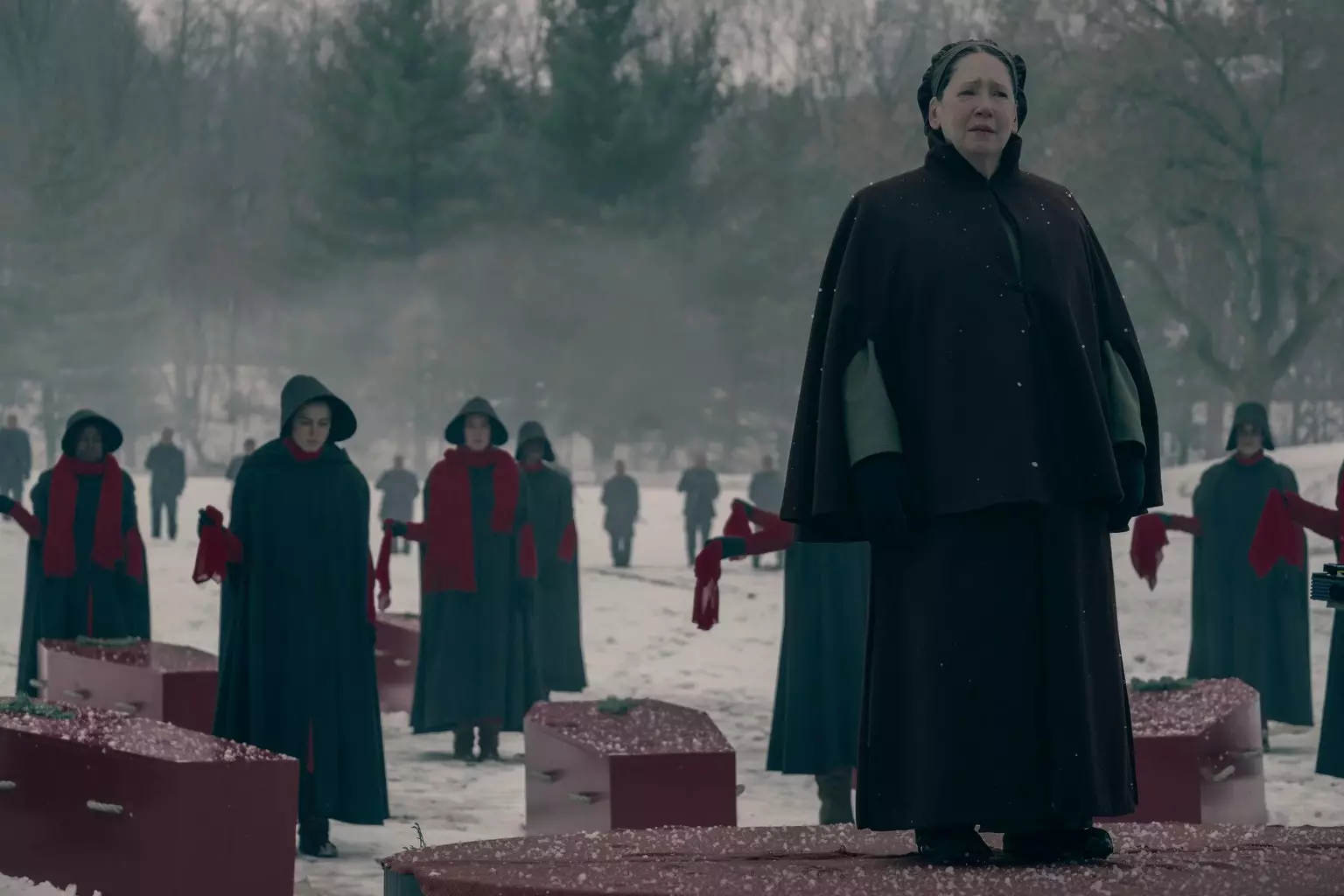 Hiyo Major Emily & Aunt Lydia Scene Ina Mashabiki wa 'Handmaid's Tale' WALITIkisa 71521_2