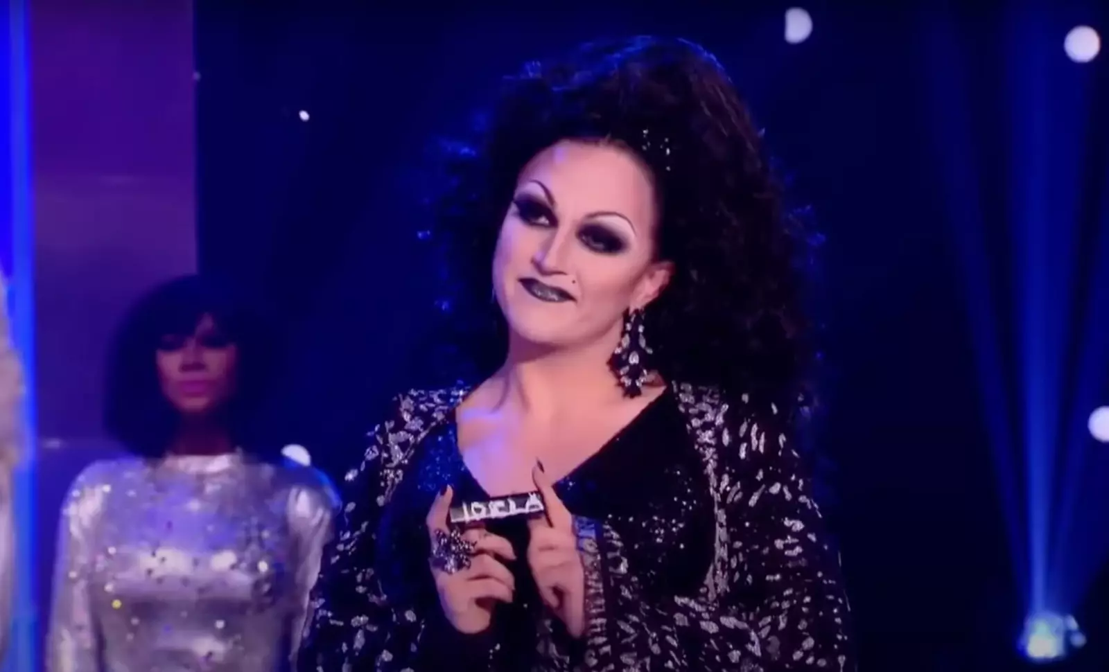 Dem BenDeLaCreme seng Eliminatioun am 'Drag Race All Stars 3' ass kontrovers.