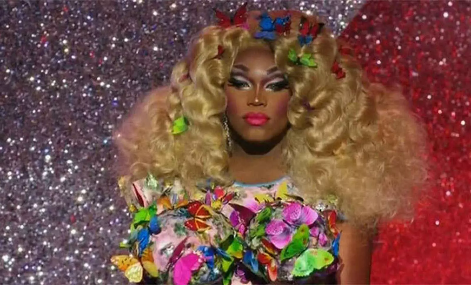 Asia O'Hara 'Drag Race' 10. denboraldian kanporatzea eztabaidagarria izan zen.