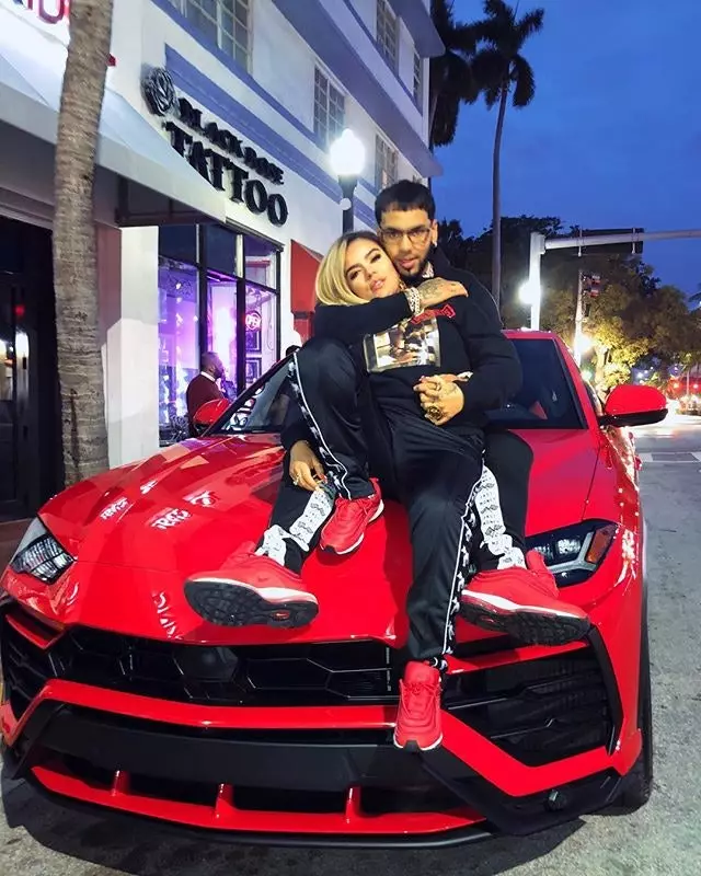 Anuel AA සහ Karol G ගේ ජ්‍යෝතිෂ්‍ය ගැළපුම ජීවිත කාලය පුරාම යුගලයක් කරා යොමු කරයි 76434_3