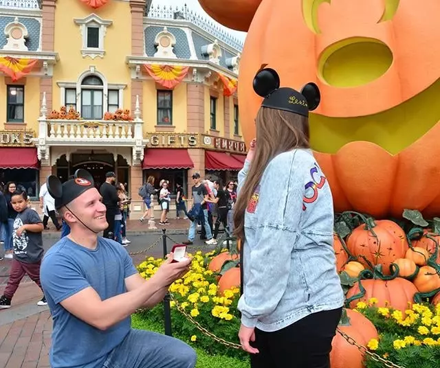 Ces 20 photos de propositions à Disneyland et Disney World sont ce dont sont faits les rêves 80220_7