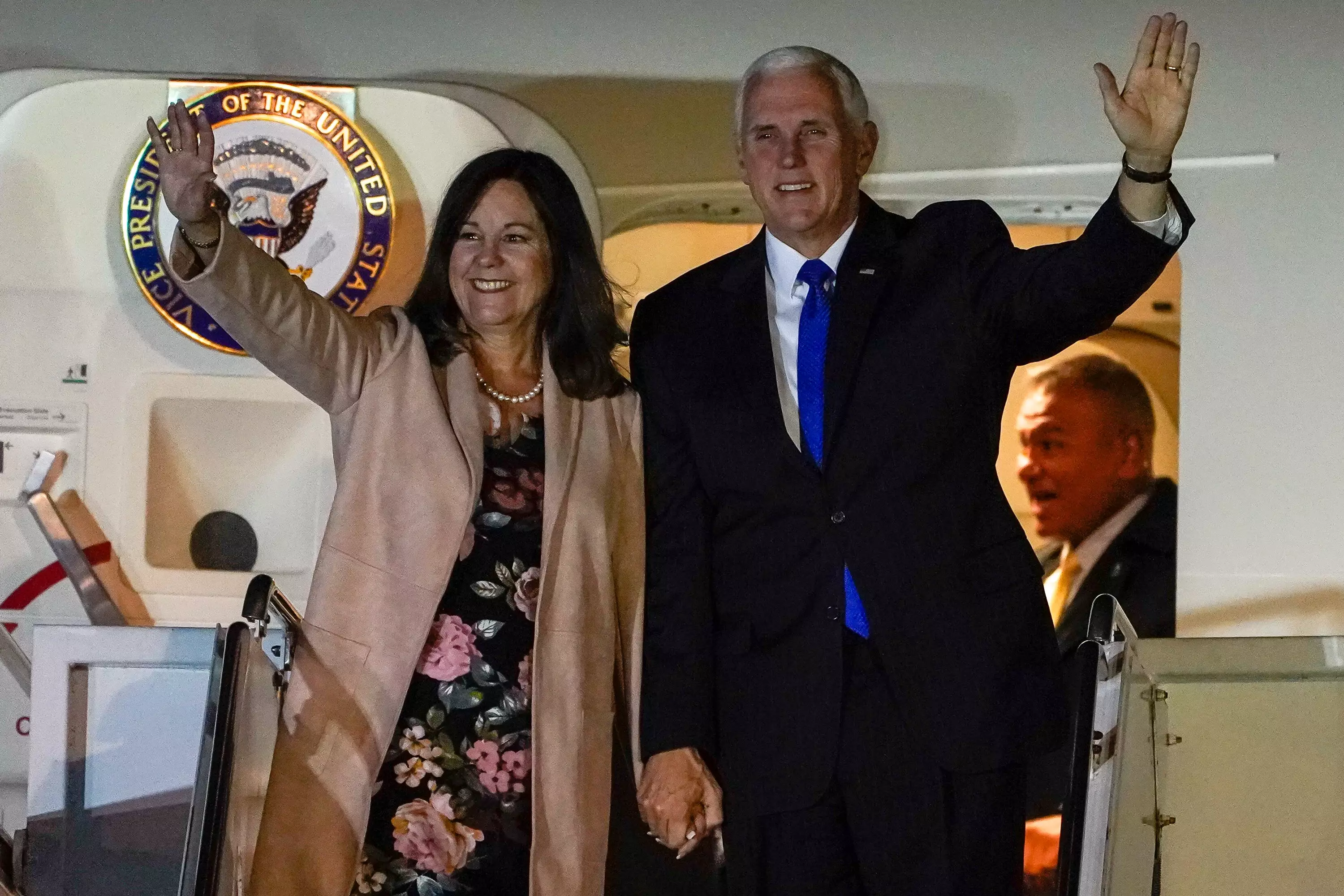 Pekerjaan Baru Karen Pence Secara Eksplisit Melarang Siswa LGBTQ Untuk 80492_1