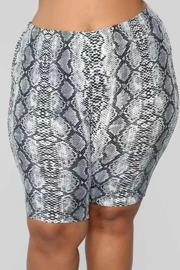 Pantallona të shkurtra për biker Medusa Snake Print - Gri