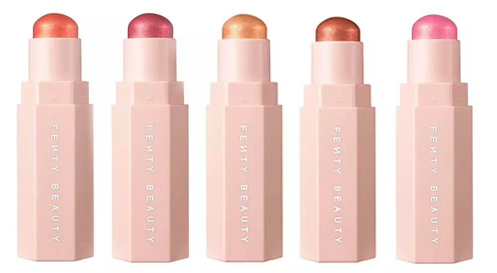 Fenty Beauty's New Match Stix Shades o lo'o i ai, ma afai e te Gaioi vave e mafai ona e mauaina i latou mo le 20% pa'u 86535_2