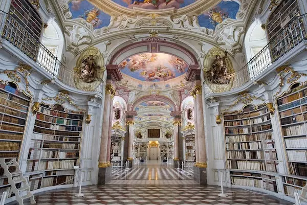 La biblioteca de la vida real de 'La Bella y la Bestia' es asombrosamente hermosa (Fotos) 8701_1