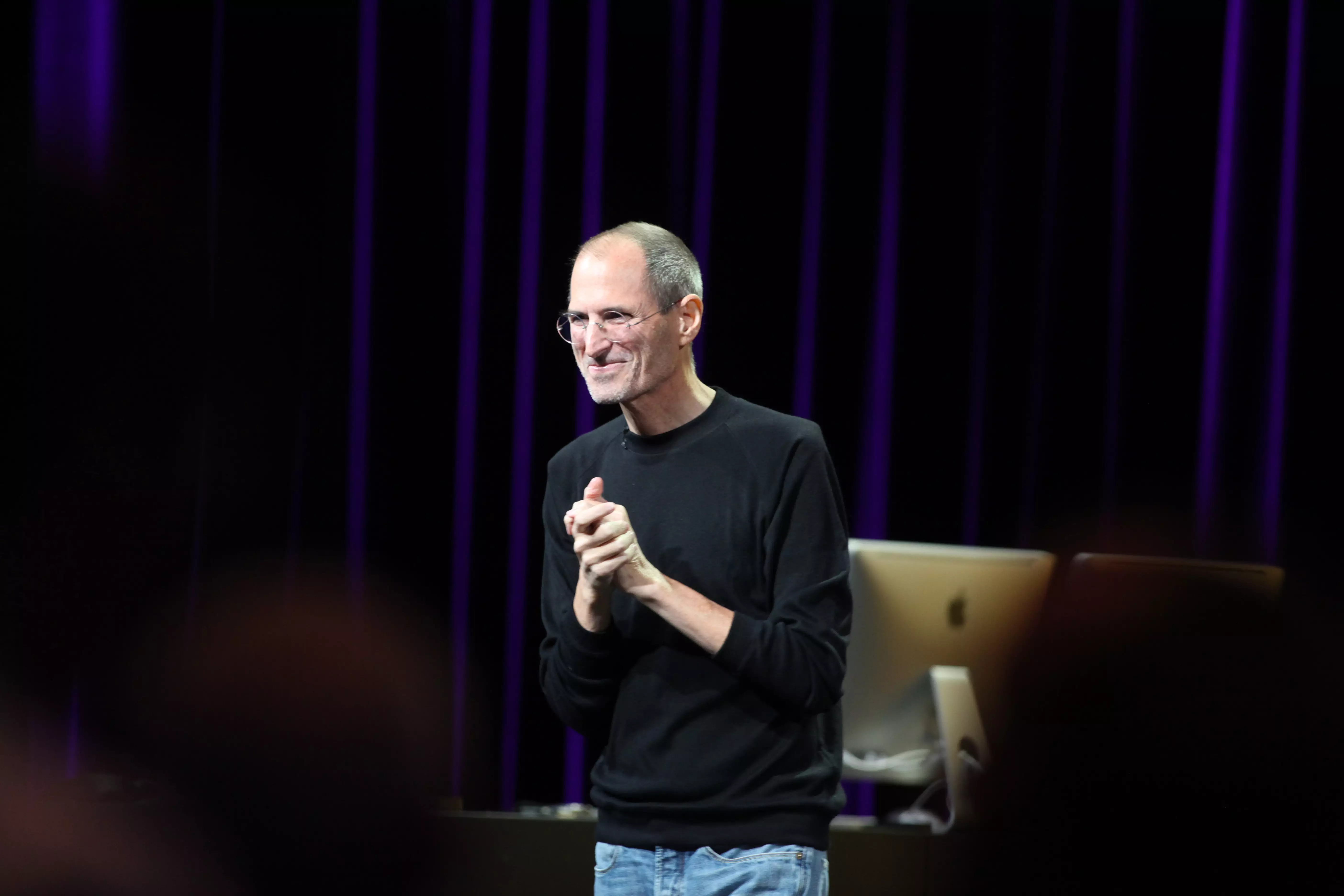 Apple's Steve Job kundige de nije iSO 4.2, iPlay, Ping, Apple TV, iPad, iPod Shuffle, en iPod Nan ...