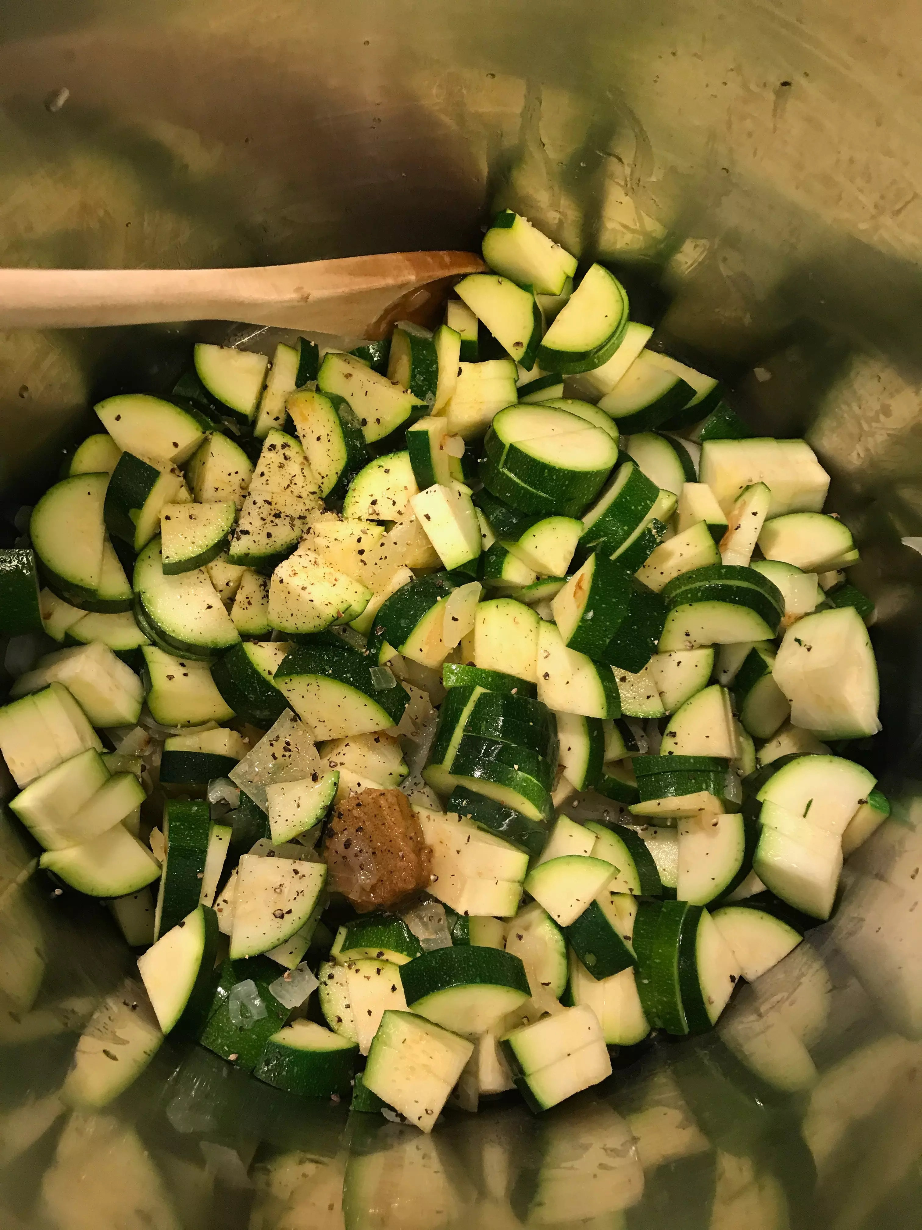 Nilijaribu Sauce ya Zucchini ya Meghan Markle & Ni Rahisi Kutengeneza 93037_2