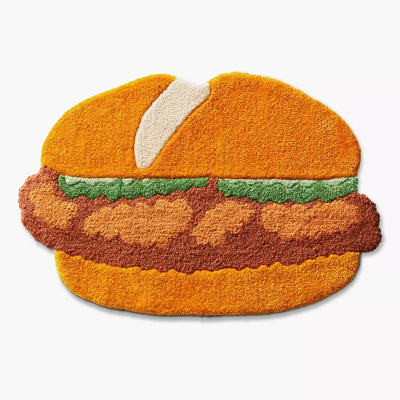 چيڪ ڪريو ڇو McDonald's chicken sandwich rugs is yummiest decor.