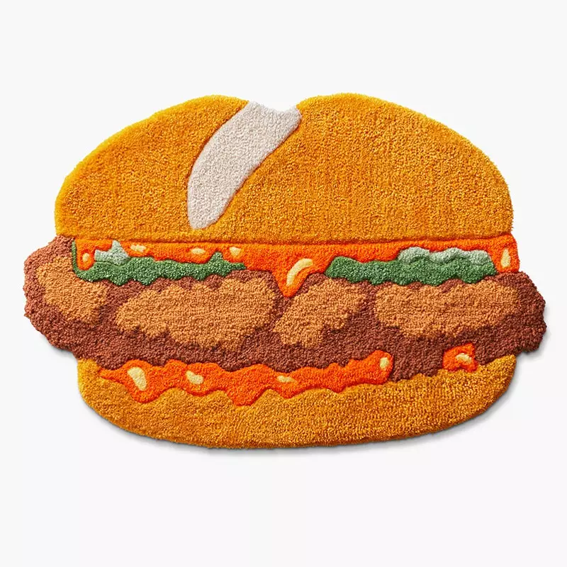 چيڪ ڪريو ڇو McDonald's chicken sandwich rugs is yummiest decor.